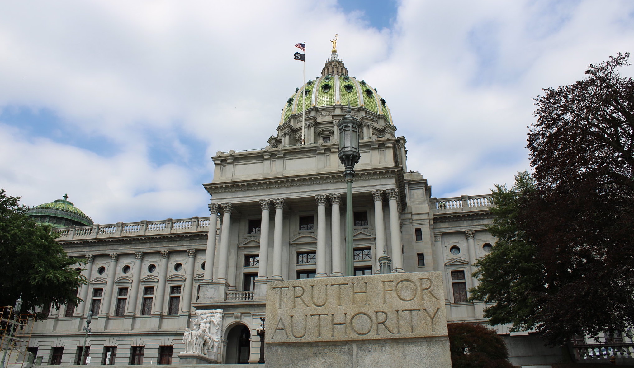 Identity of state rep. accused of groping lobbyist known widely in ...